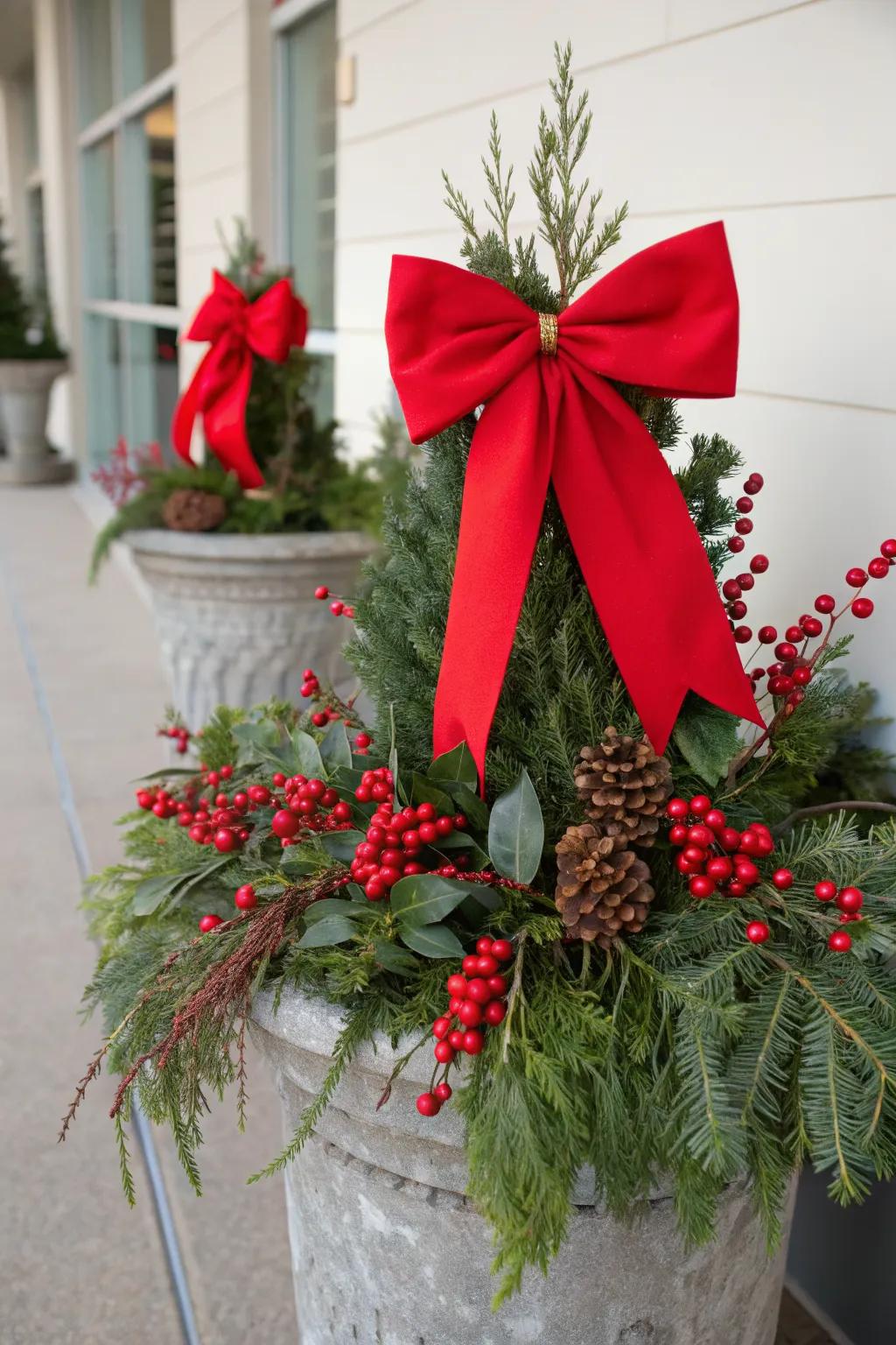 16+ Creative DIY Christmas Planter Ideas - Garden.eco