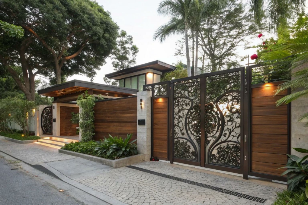 12+ Stylish Modern Sliding Gate Design Ideas