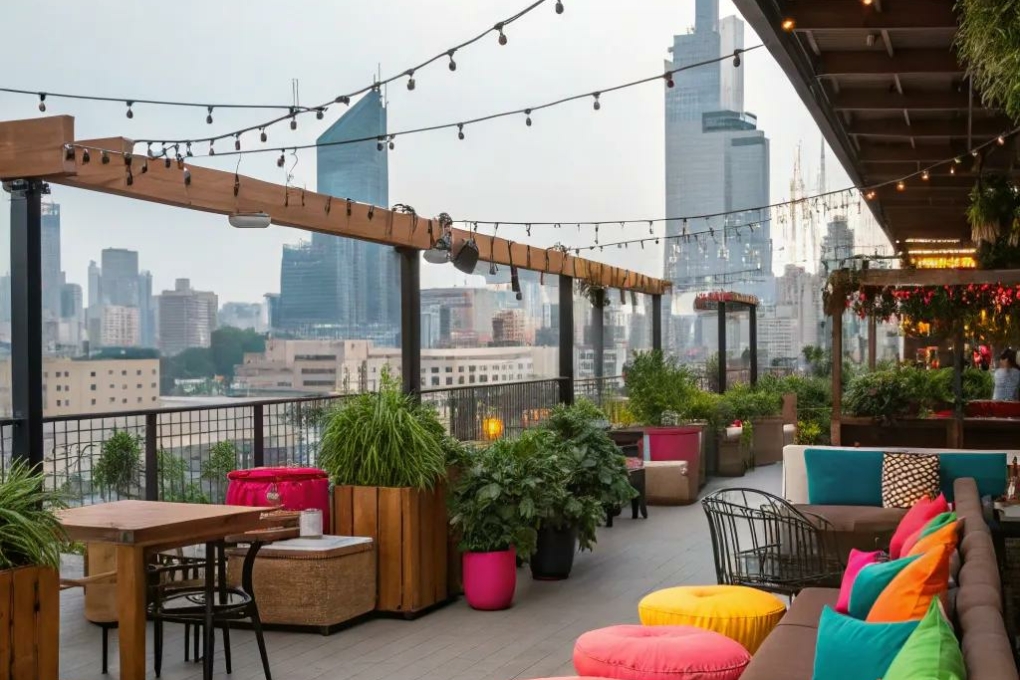 12+ Inspiring Rooftop Bar Design Ideas