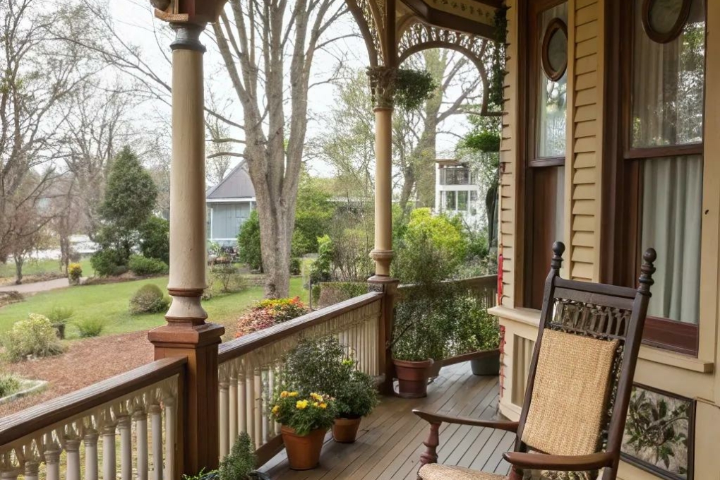 17+ Charming Victorian Porch Ideas to Inspire You