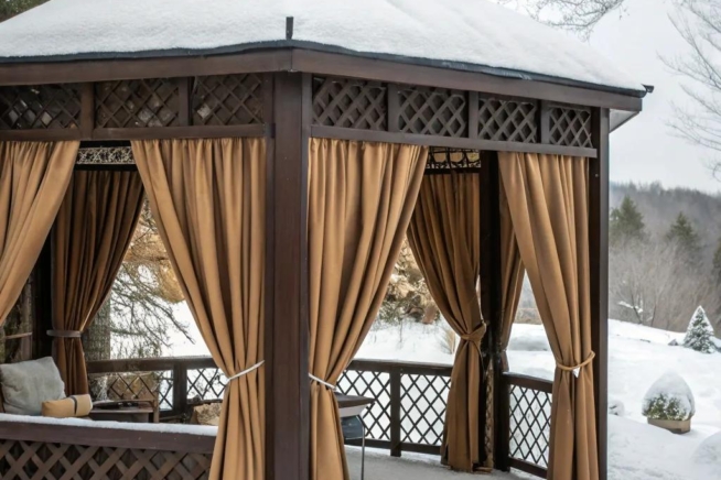 5+ Stylish Screened In Gazebo Ideas to Inspire You