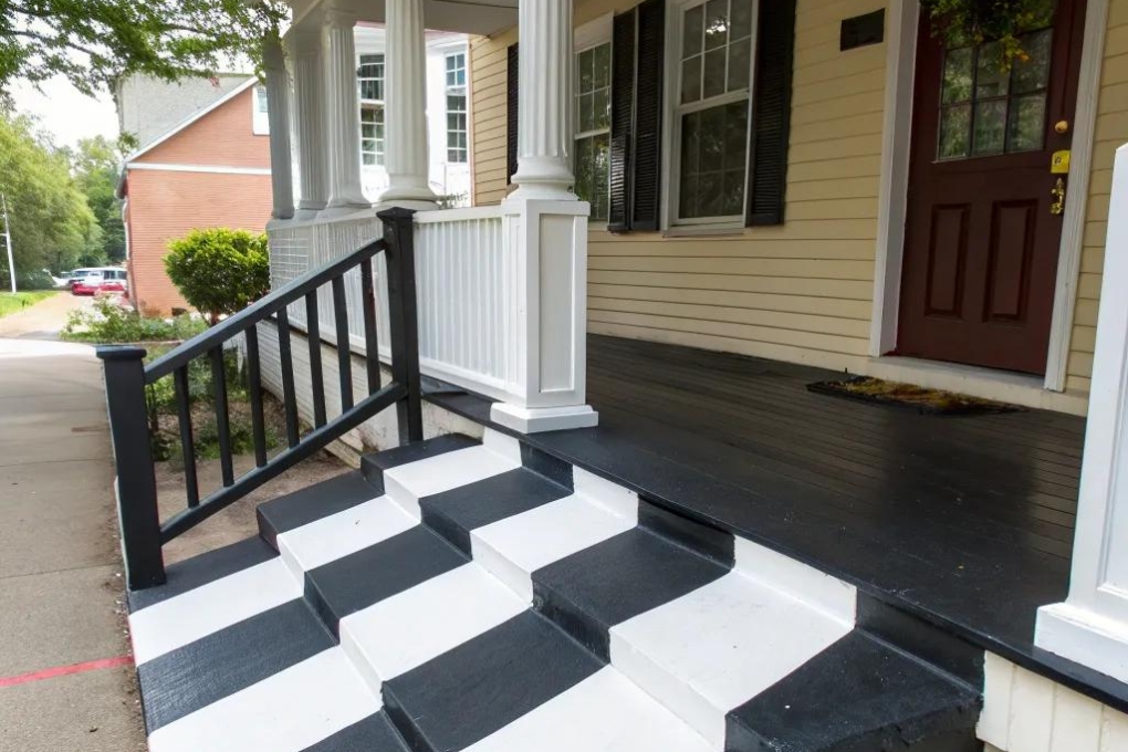 8+ Inspiring Front Porch with Ramp Ideas